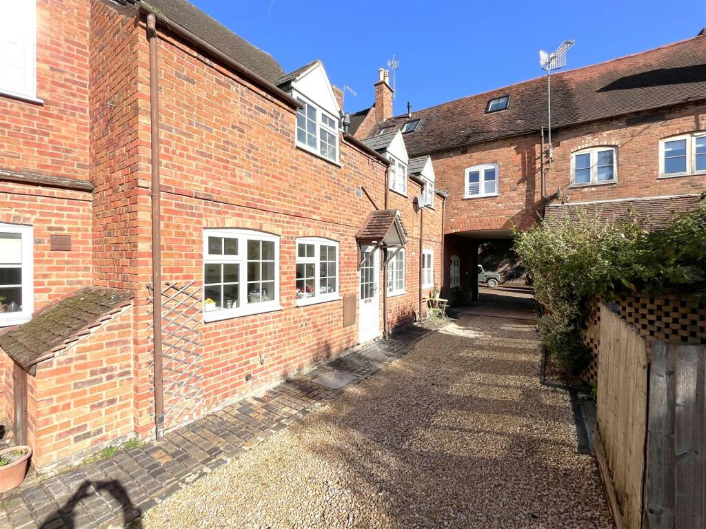 Castle Mews, Castle Street, WARWICK - A Powerful Real Estate Website ...