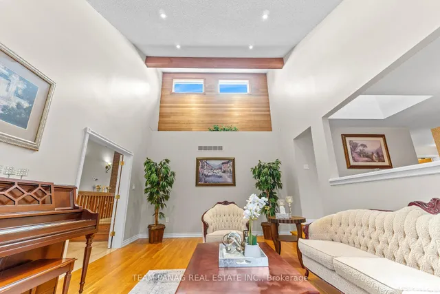 6 Leone Lane - A Powerful Real Estate Website | Mirror Real Estate