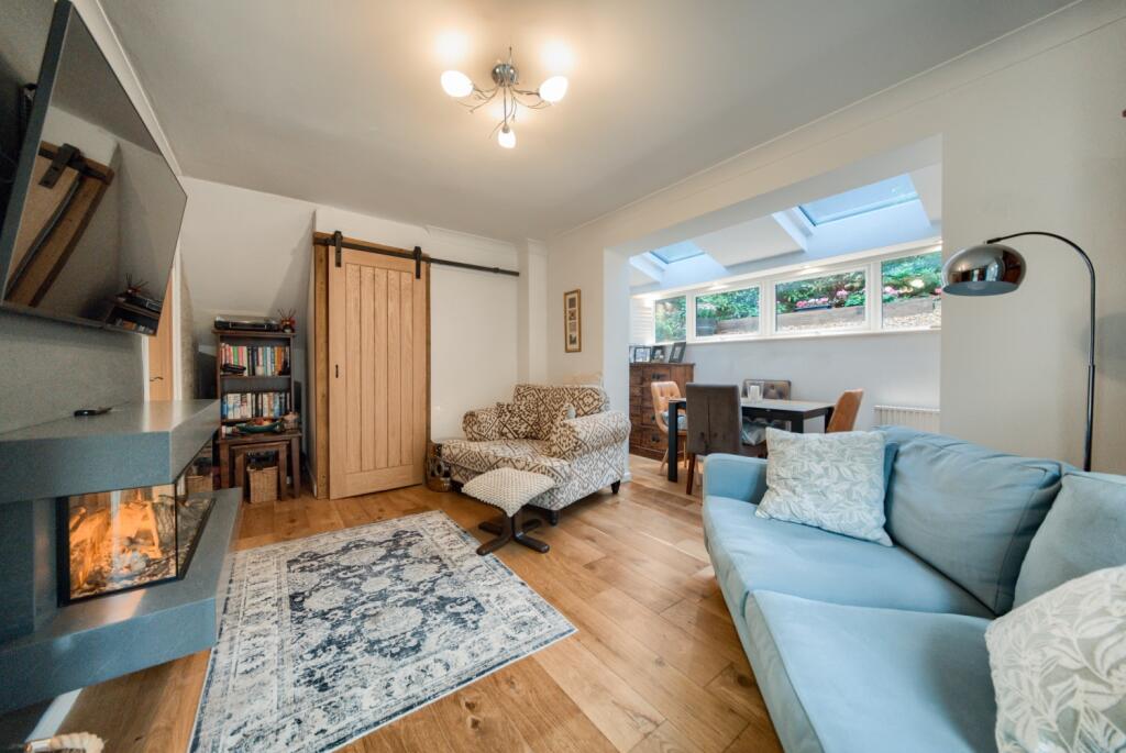 The Yew Trees, Henley-in-Arden,B95 - A Powerful Real Estate Website ...