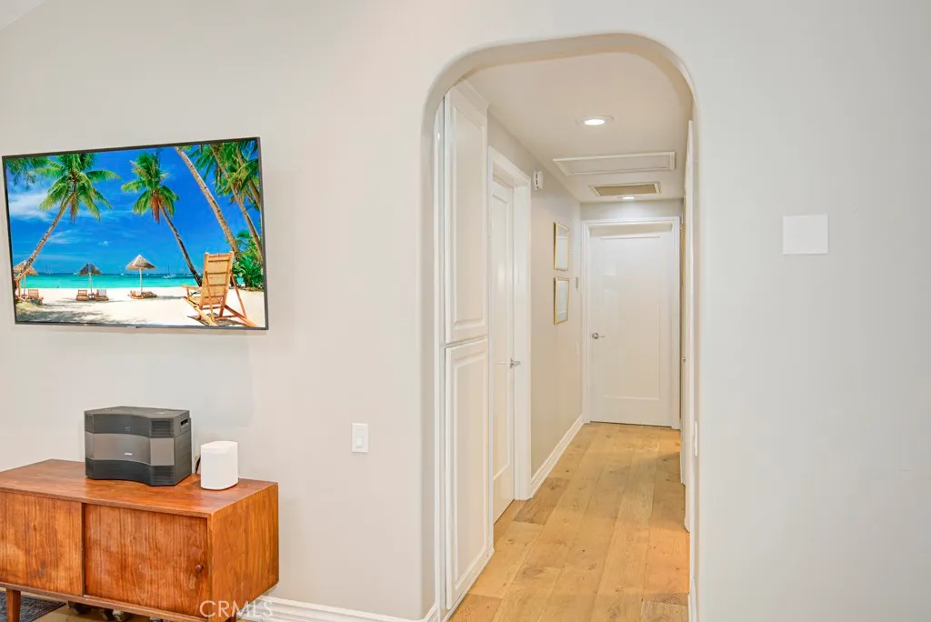 2024 Via Mariposa W. Unit B, Laguna Woods, CA 02637 - Canadian Real ...