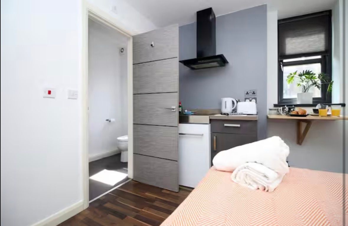 Studio Flat, City Road, CF24, N1 7GU