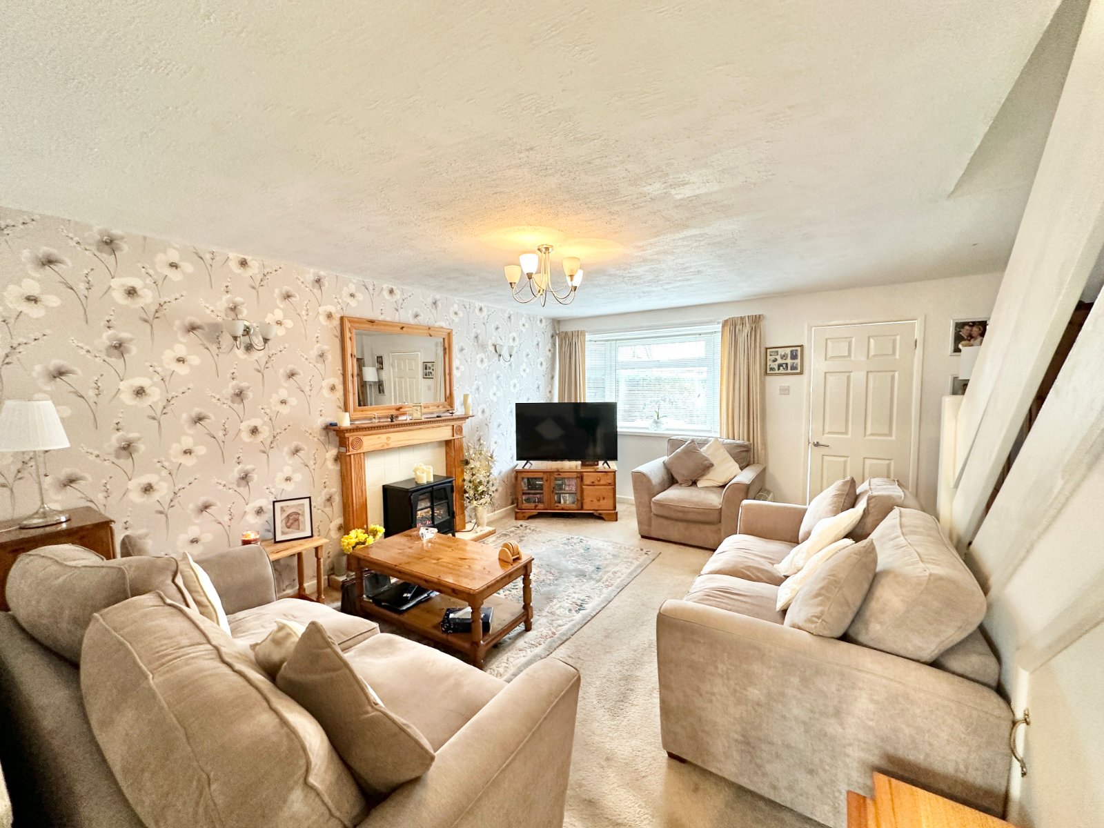 For Sale Amberwood Drive, Baguley, Manchester, M23 9ND £265,000 - 3 ...