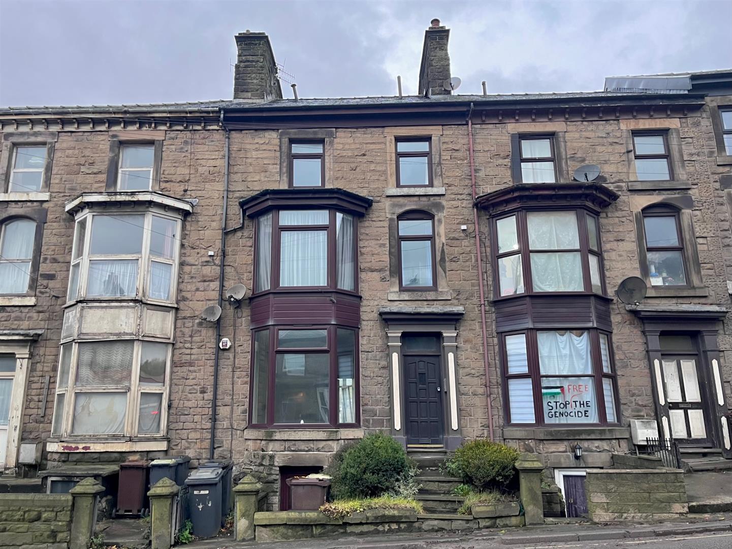 Basement Flat, 44, Buxton, SK17 7DW - 2 bedroom Flat share Let - £740