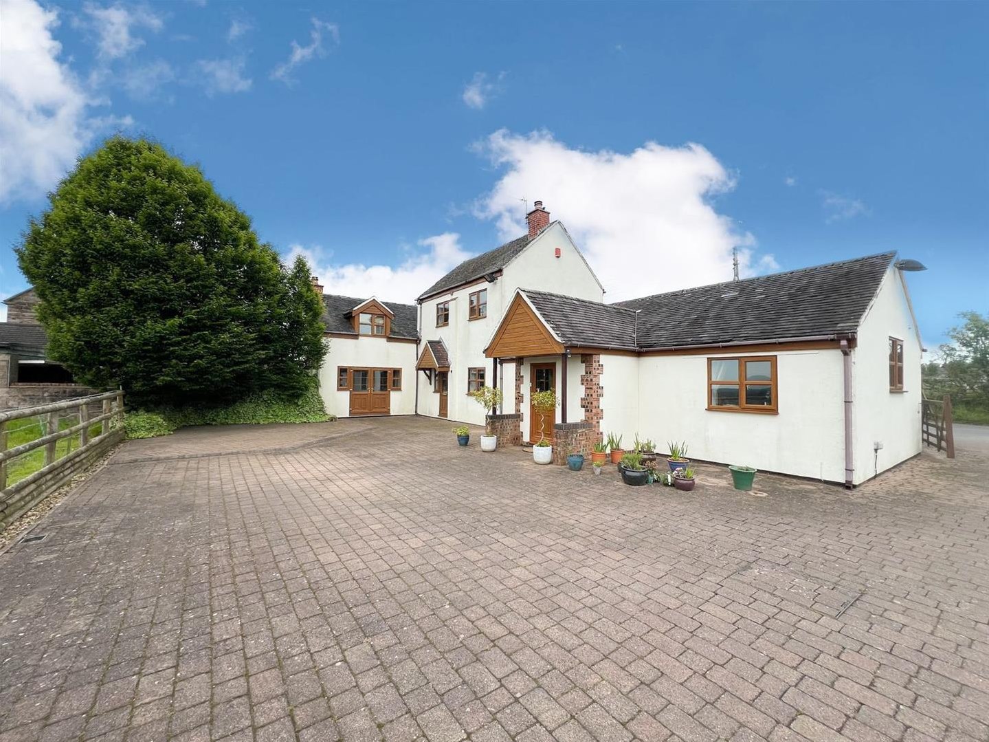 Hulme Lane, Werrington, Stoke-On-Trent - 4 bedroom Link detached house ...