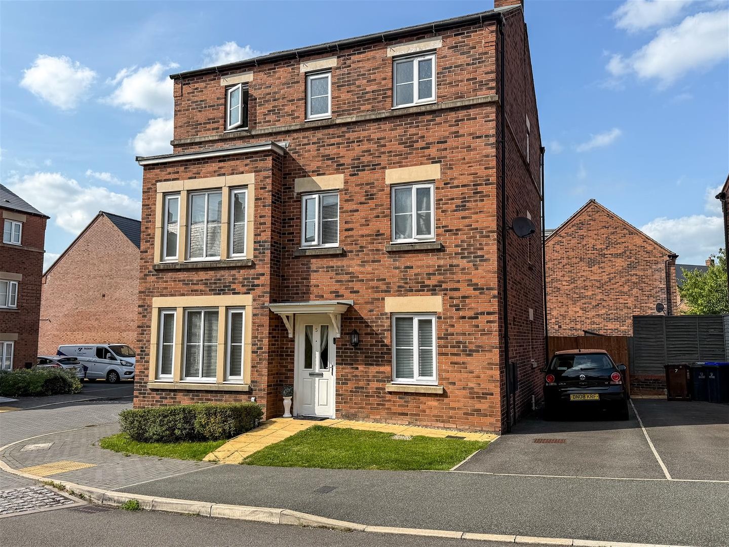 Geneva Way, Biddulph - 5 bedroom Link detached house Under Offer - £339,000