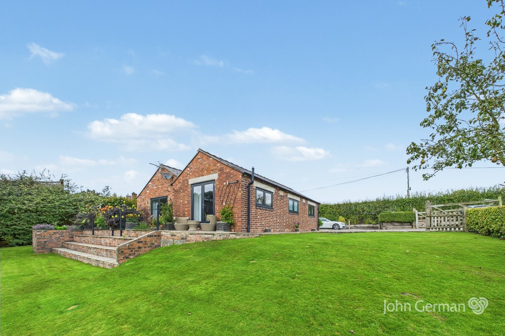 Milwich, Stafford, ST17 0TR - 2 bedroom Barn For Sale - £775,000