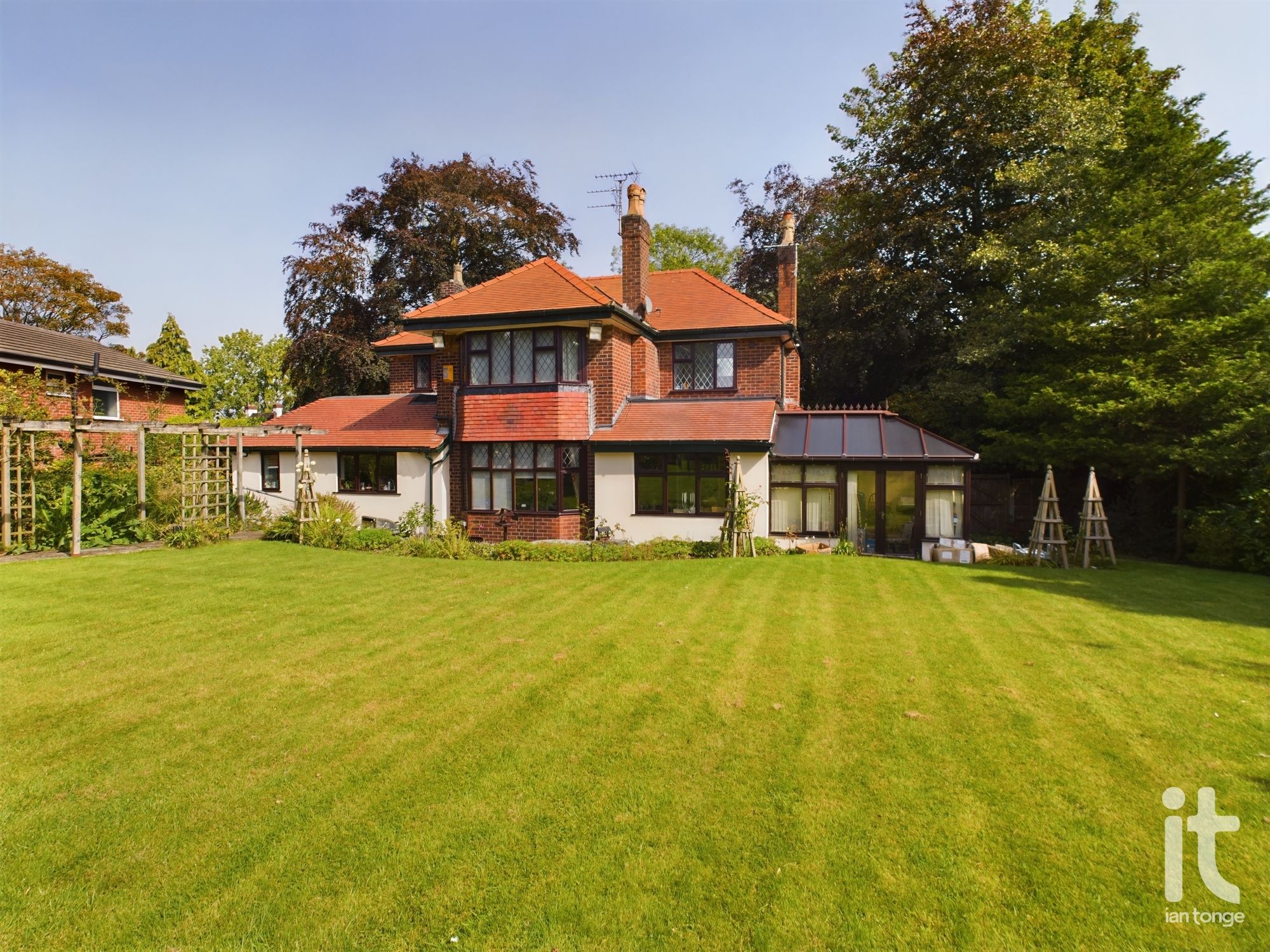 Marple Old Road, Offerton, Stockport, SK2 5HQ - 4 bedroom Detached ...