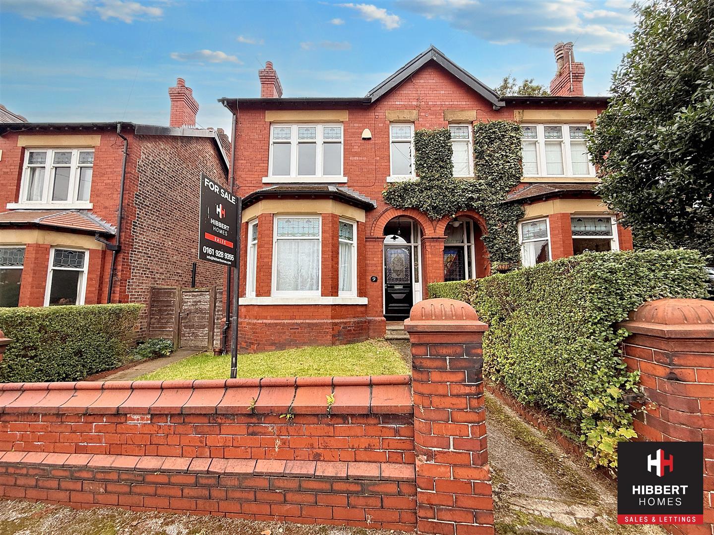 Townfield Road, Altrincham - 3 bedroom Terraced house To Let - £2,100